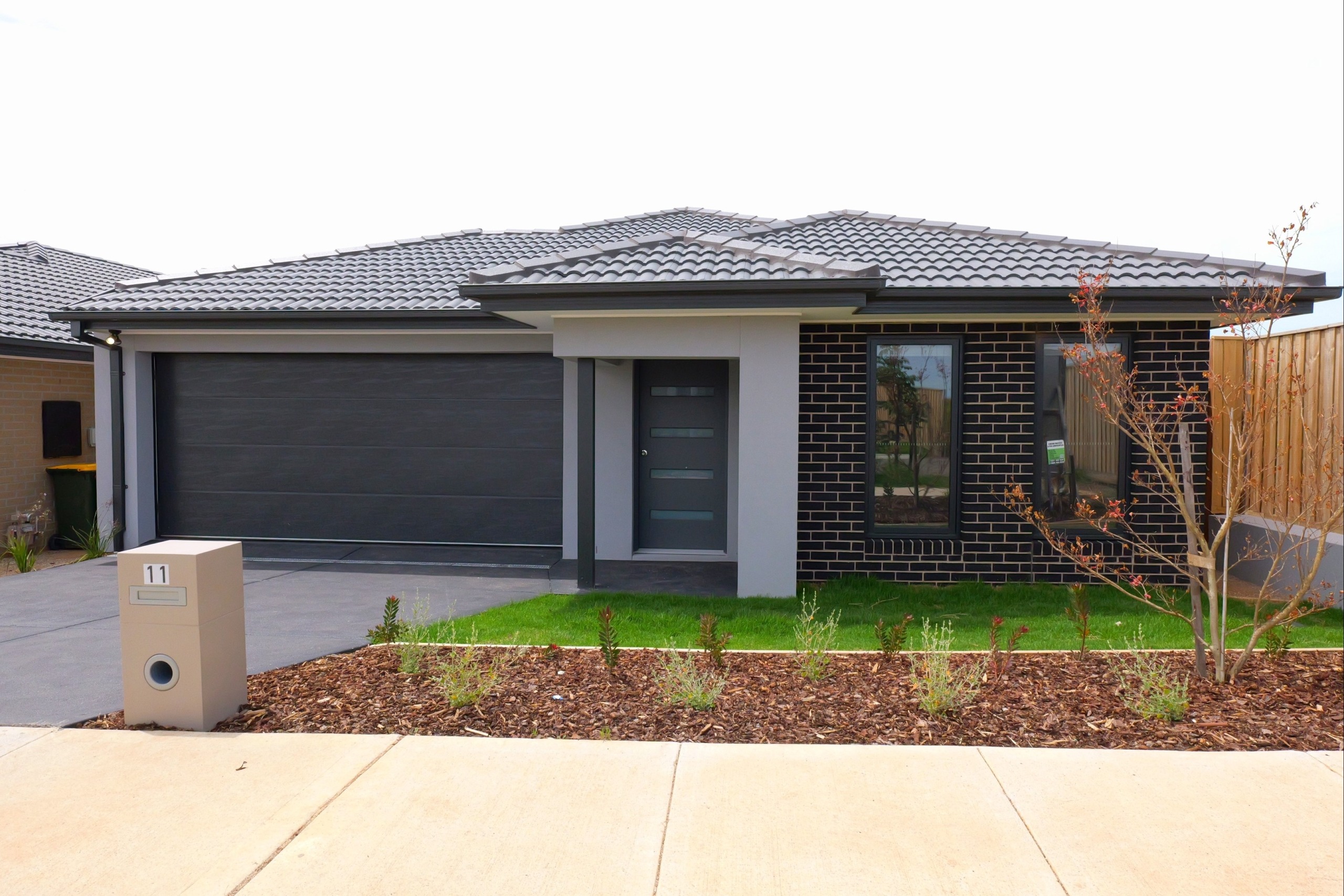 Lara – One part contract - Crest Property Investments